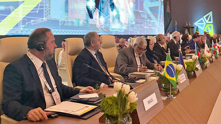 Sauditas podem investir até R$ 8 bi em pesquisa de minerais críticos no ...